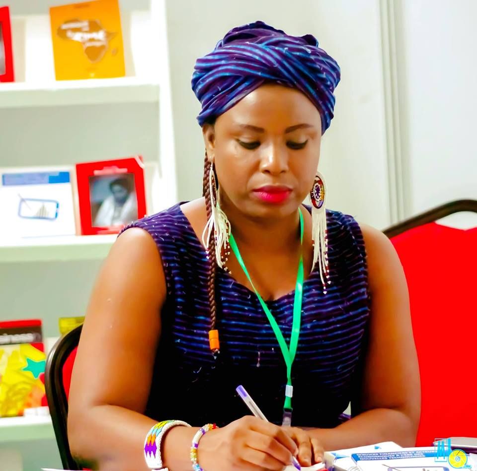 Aminata Seck évoque les tumultes de la vie au féminin dans “Mauvaise ...